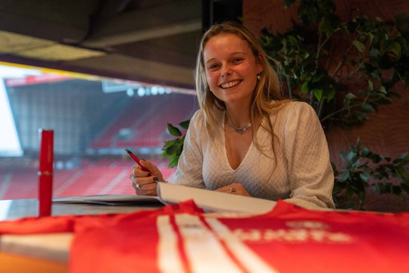 Jaimy Ravensbergen tekent bij FC Twente Vrouwen